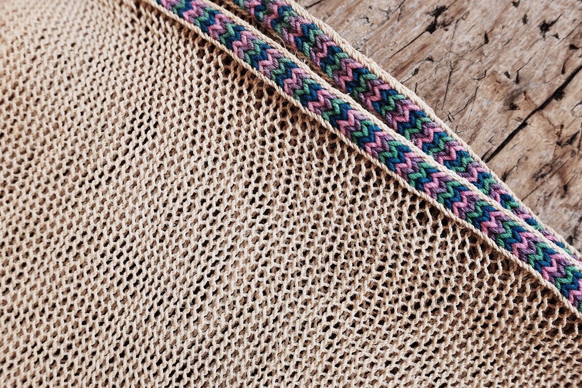 Hand Made Agave Fiber Woven Bag With Leather Strap (expandable) Size ...