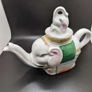 Elephant Teapot / Vintage Teapot / Elephant Gift / Gifts for Elephant ...