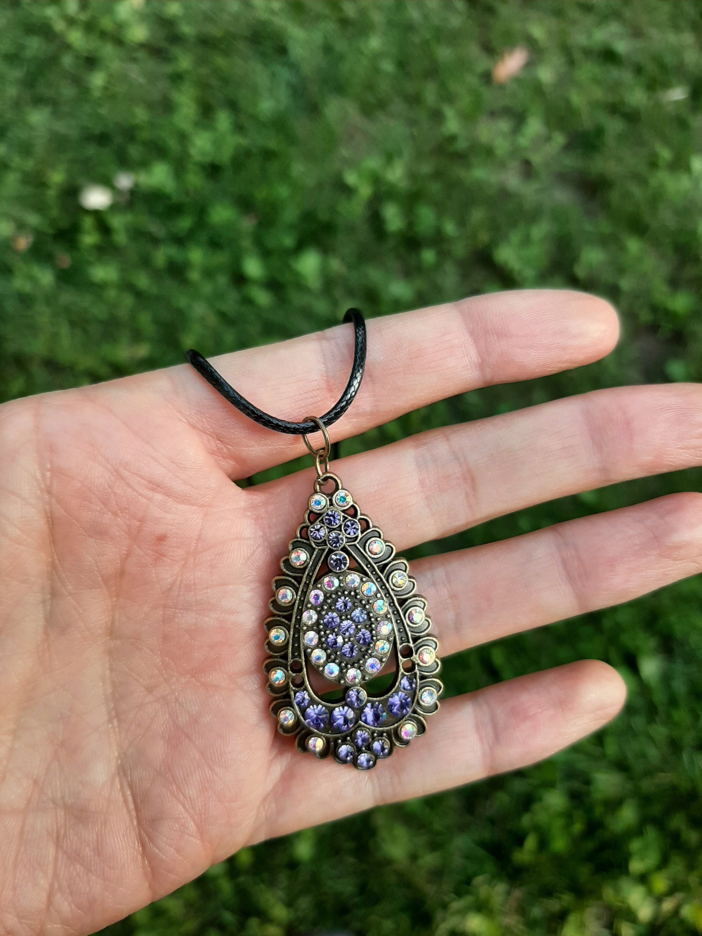 Vintage-Style Filagree Necklace / Purple Filigree Necklace / - Etsy.de