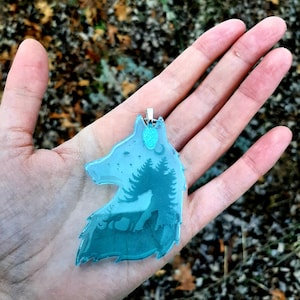 Blue Howling Wolf Resin Keychain Wolf Lovers Gift Animal Keychains ...
