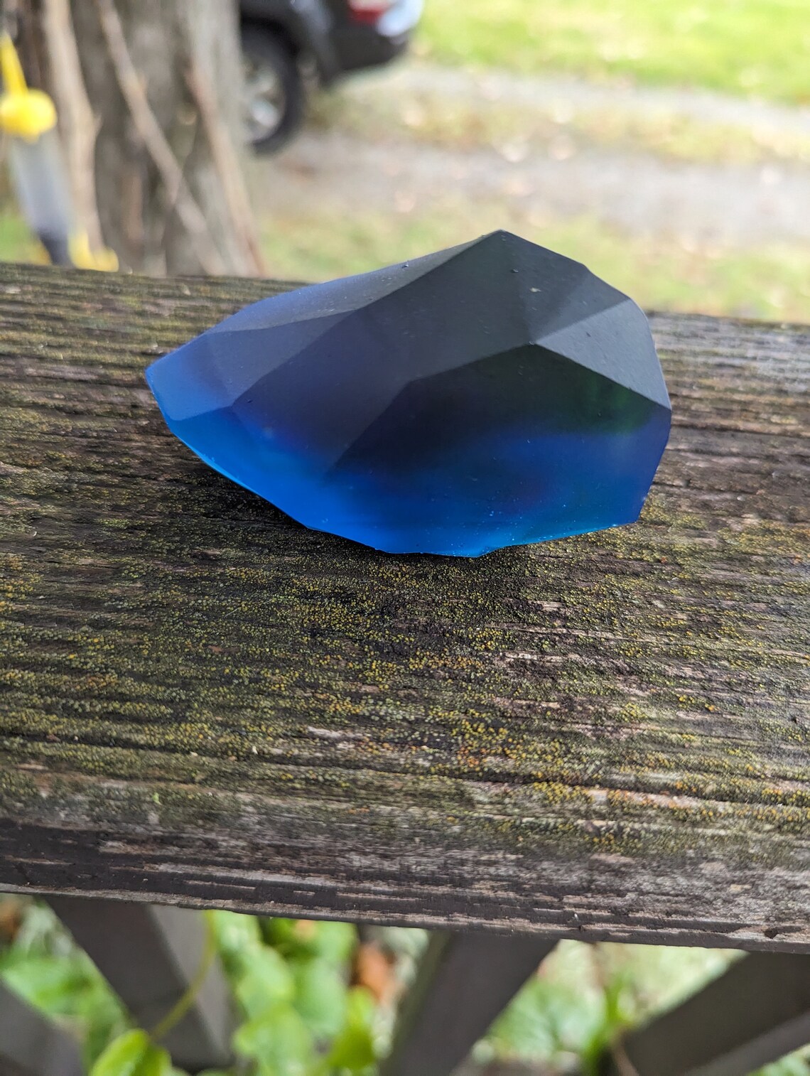 Blue Irregular Resin Crystal Dark Blue and Green Gem Resin Gem for ...