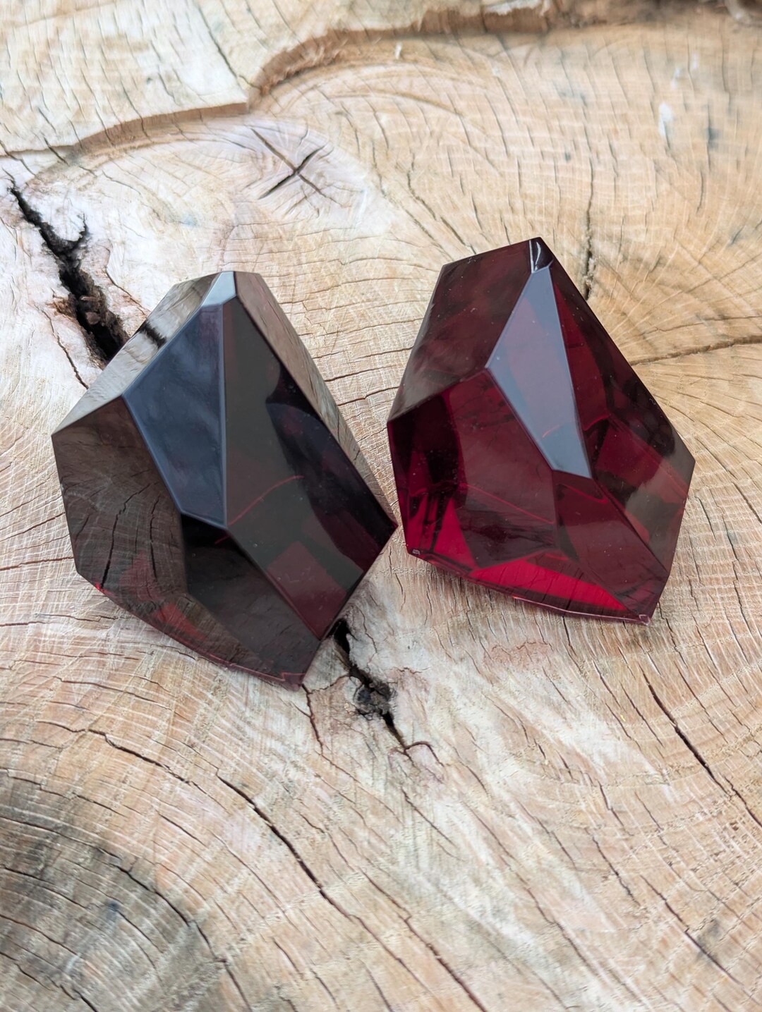 Mauve Black Crystal Cosplay Gem Blood Crystal Wizard Crystal Magic Gem ...