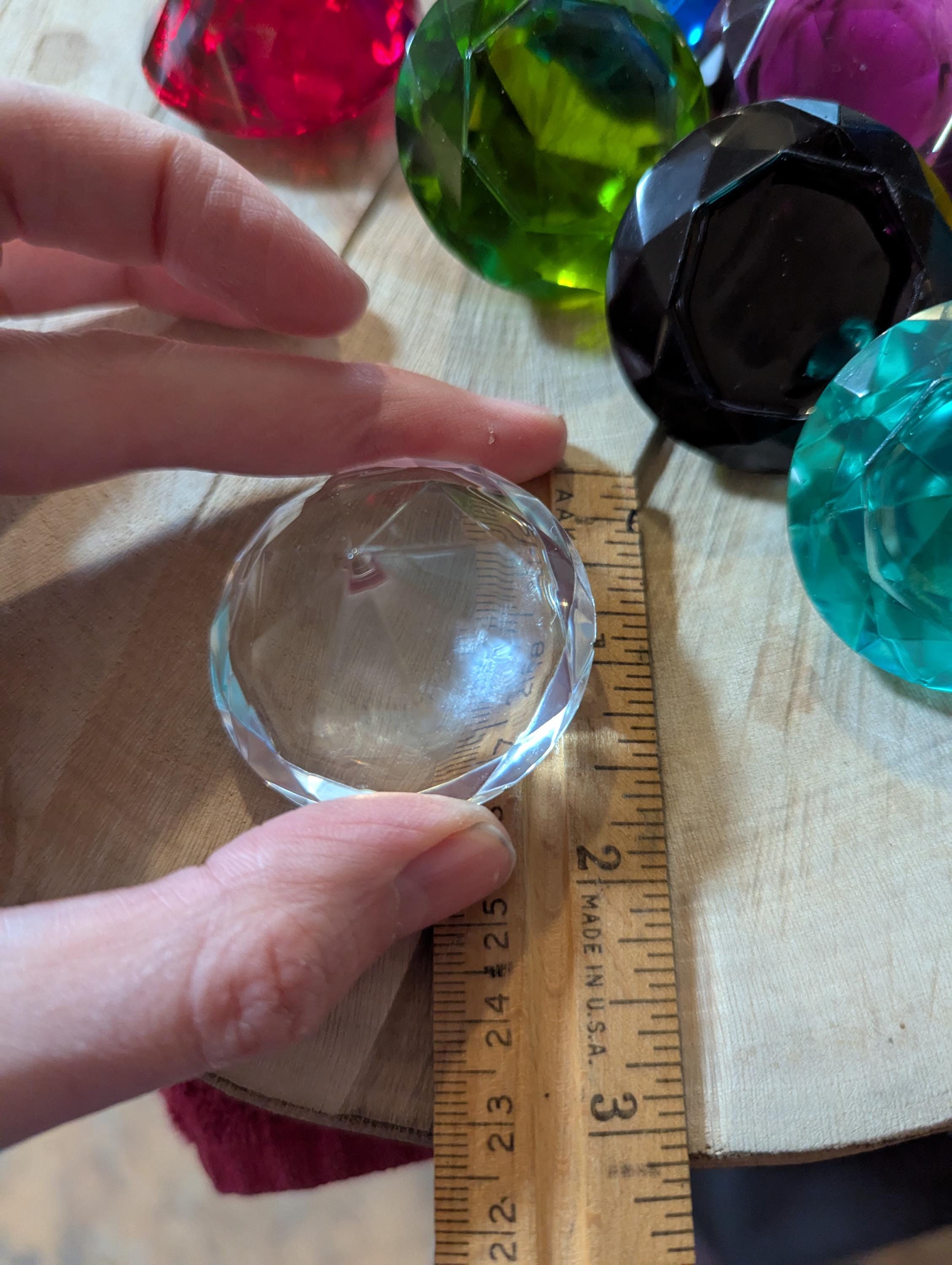 Video Game Gem Cosplay Prop / Custom Set of 8 Gems / Custom Cosplay Gem ...