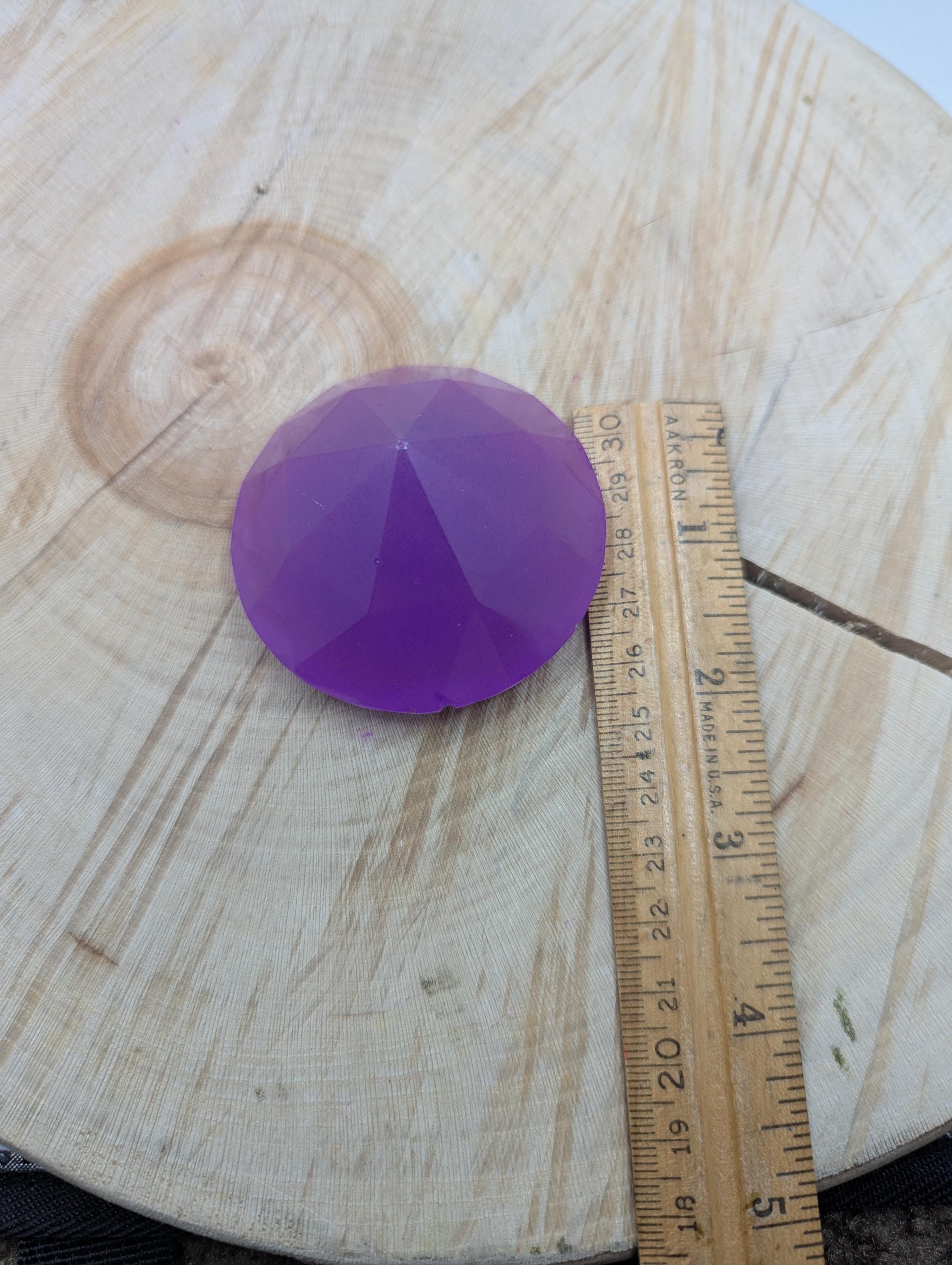 B Grade Glow Gem Purple Diamond Shape Blue Pink UV Reactive Magic ...