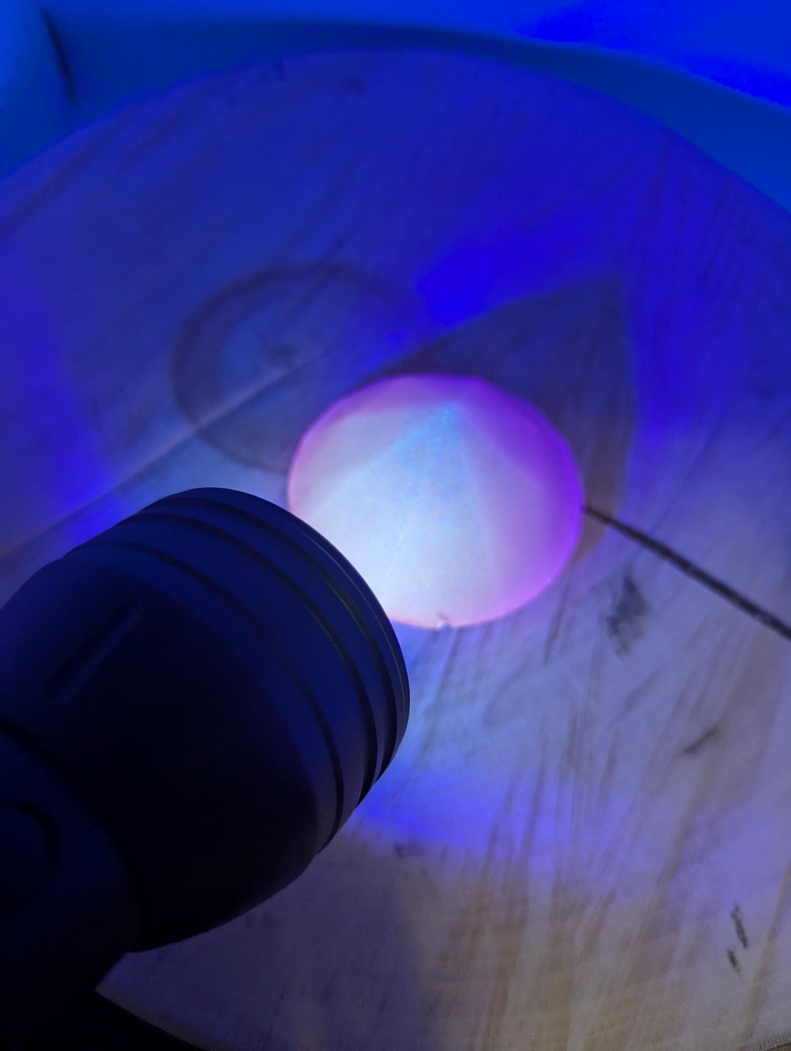 B Grade Glow Gem Purple Diamond Shape Blue Pink UV Reactive Magic ...
