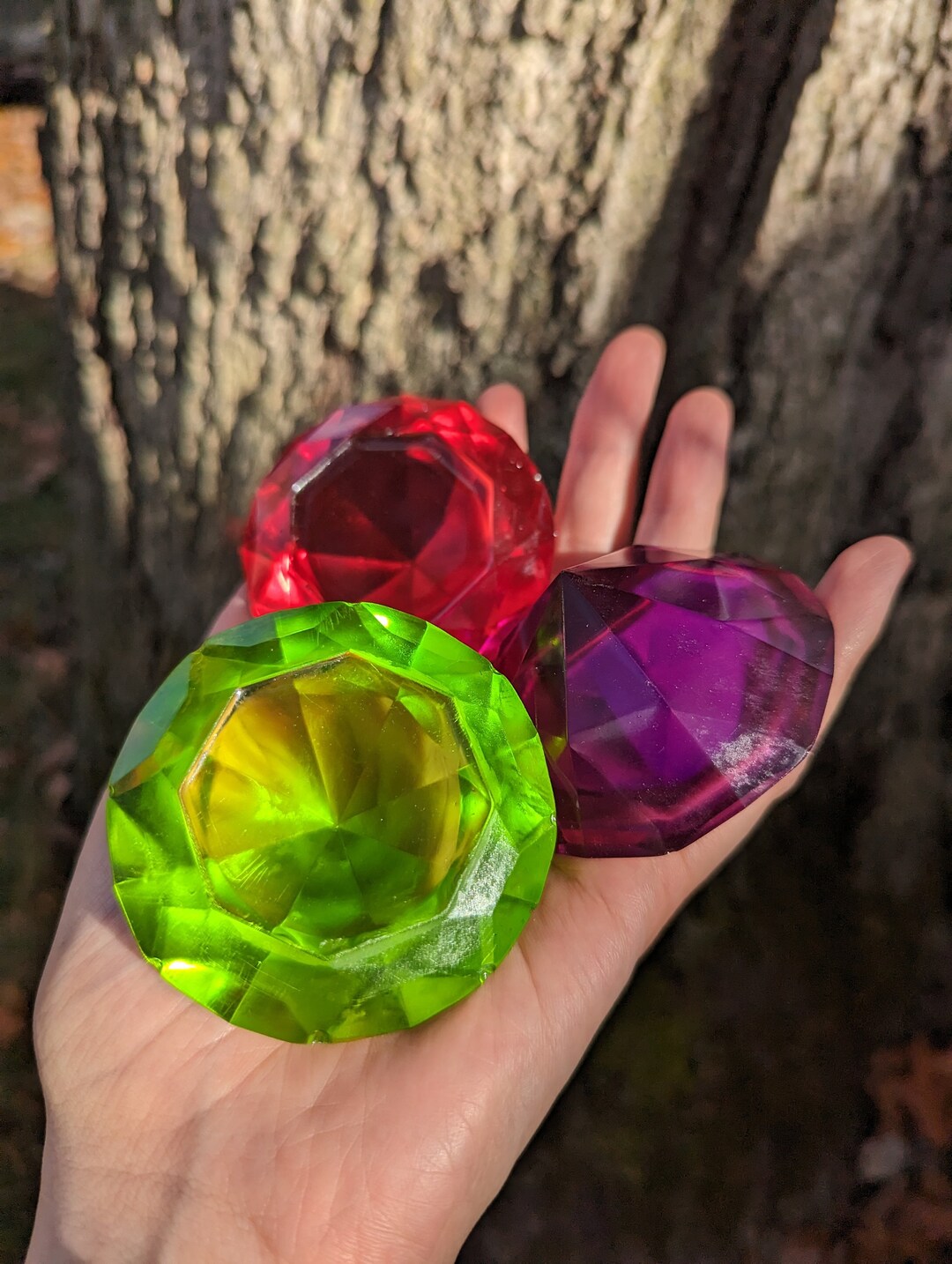 Faceted Emerald Gem Video Games Resin Paperweight Crystal Paperweight ...