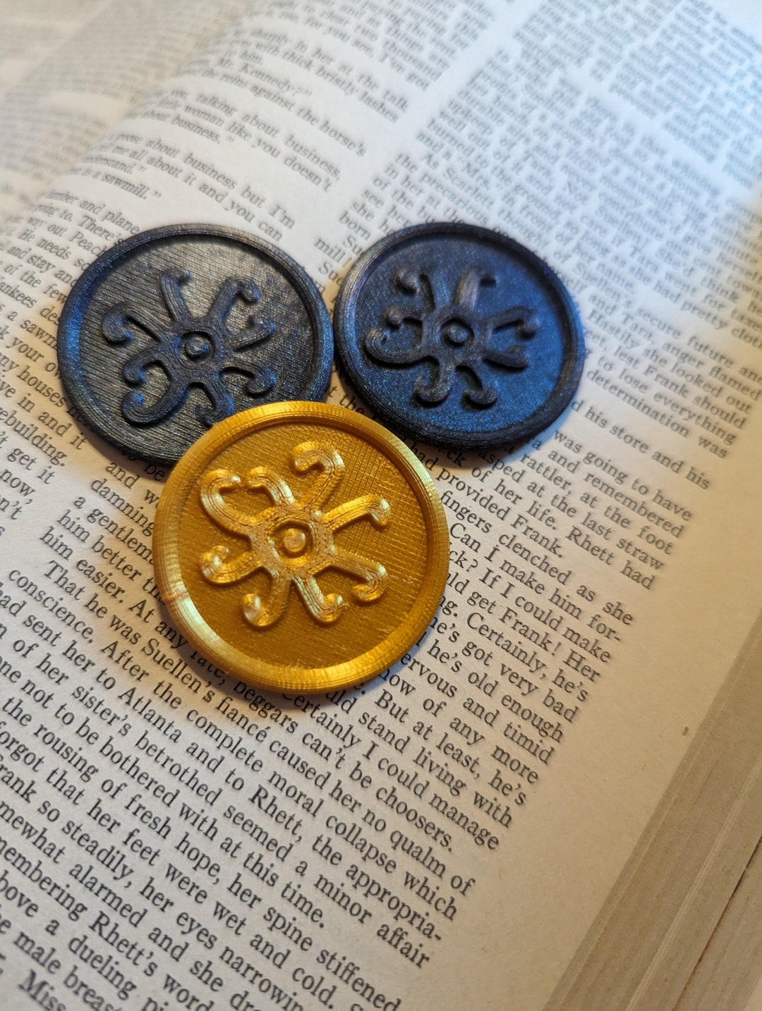 Set of 2 Hastur Tokens Lovecraft Coings King in Yellow Runic Coins Cult ...