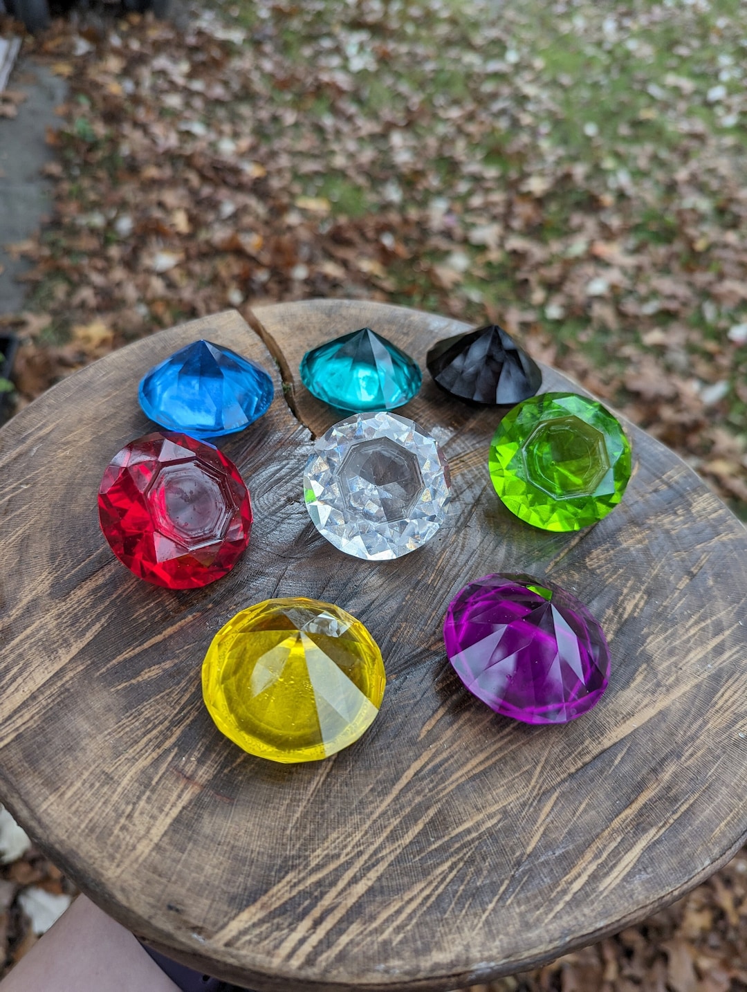 Video Game Gem Cosplay Prop / Custom Set of 8 Gems / Custom Cosplay Gem ...