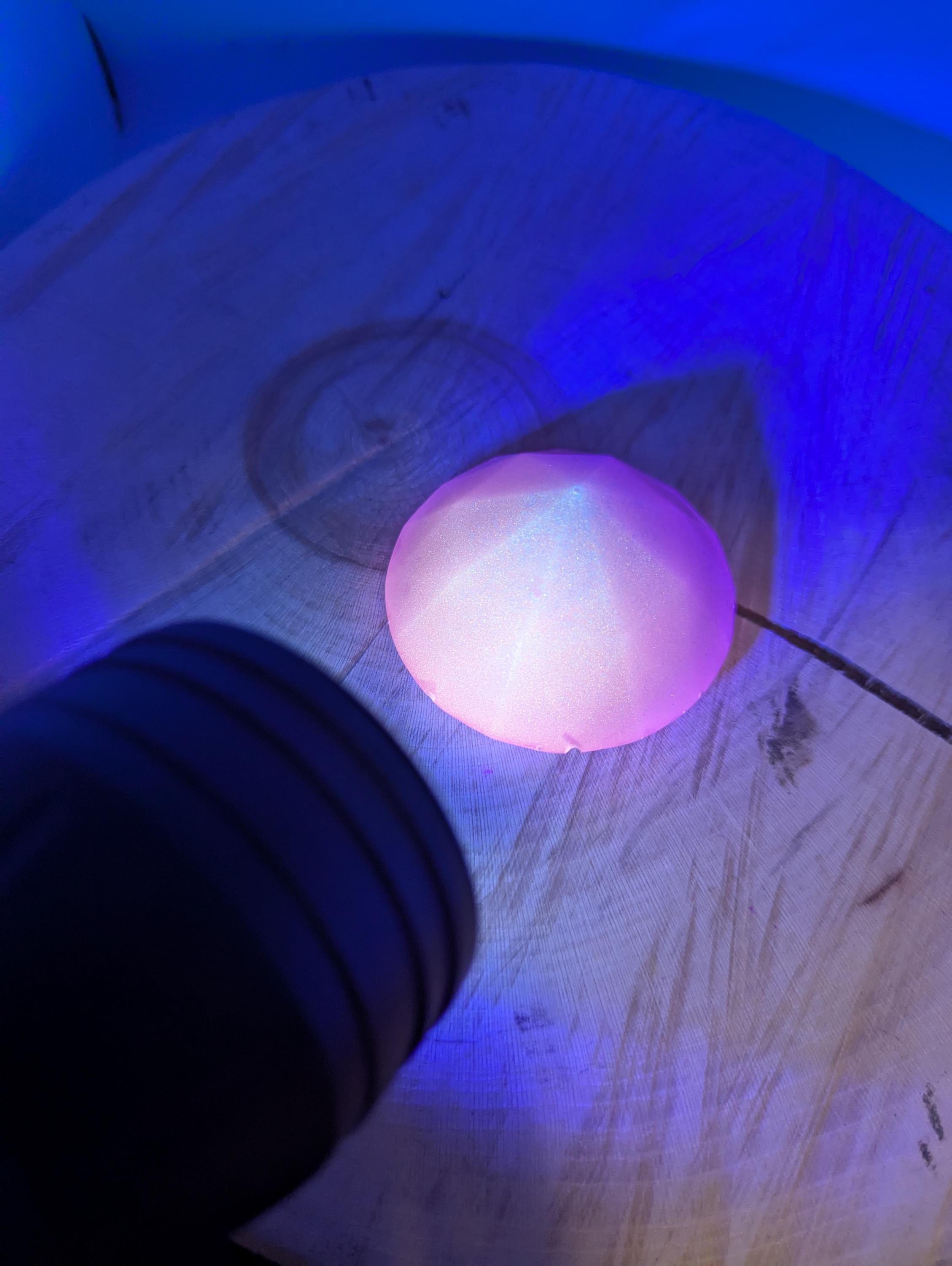 B Grade Glow Gem Purple Diamond Shape Blue Pink UV Reactive Magic ...