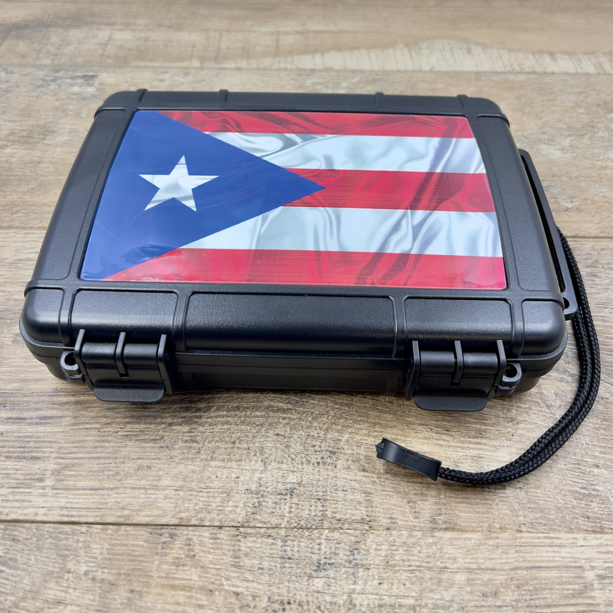 Puerto Rican Flag Graphic - Travel Cigar Humidor Waterproof, Cigar Case ...