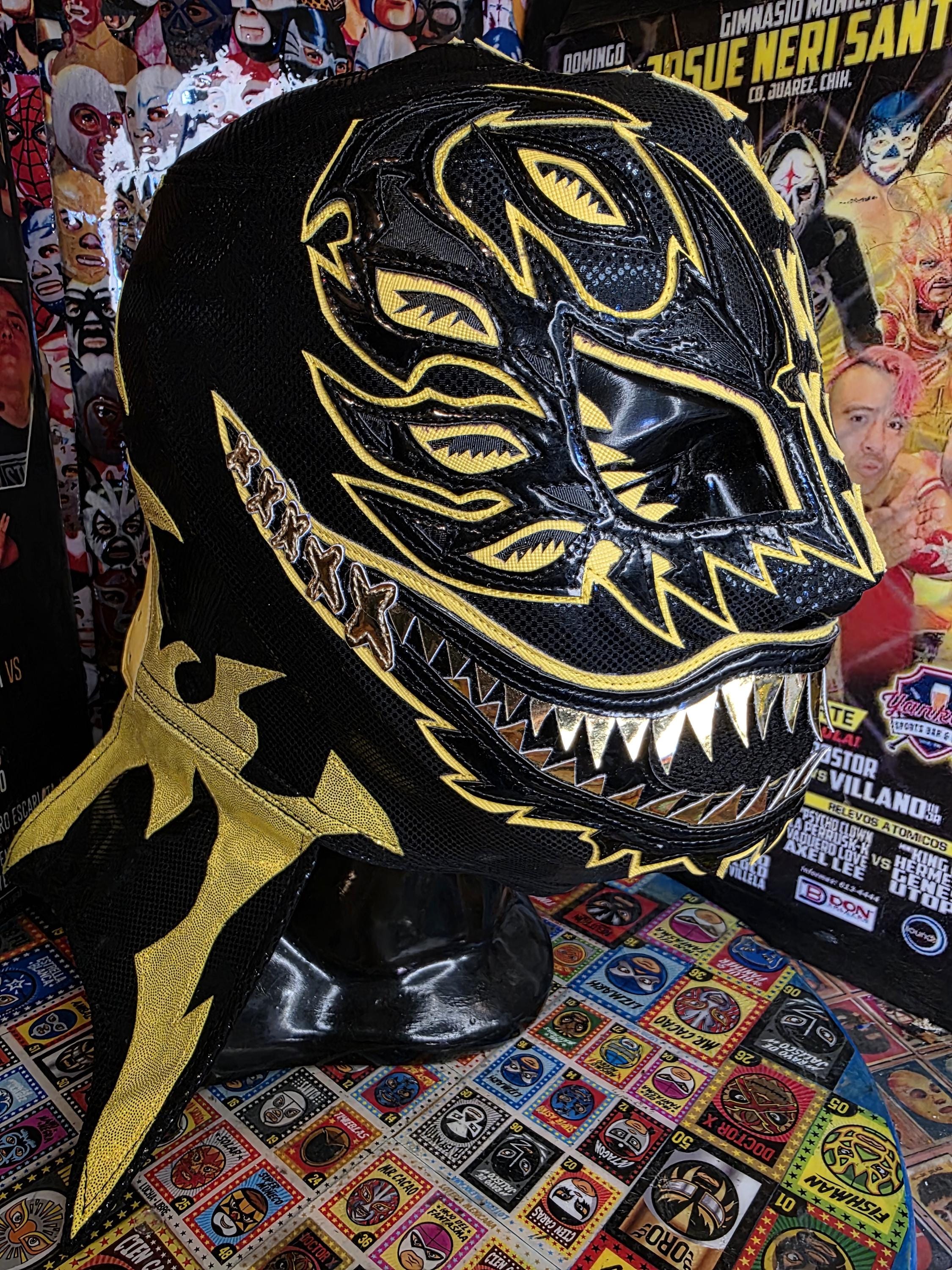 Evil Uno Lucha Libre Pro Grade Mask - Etsy
