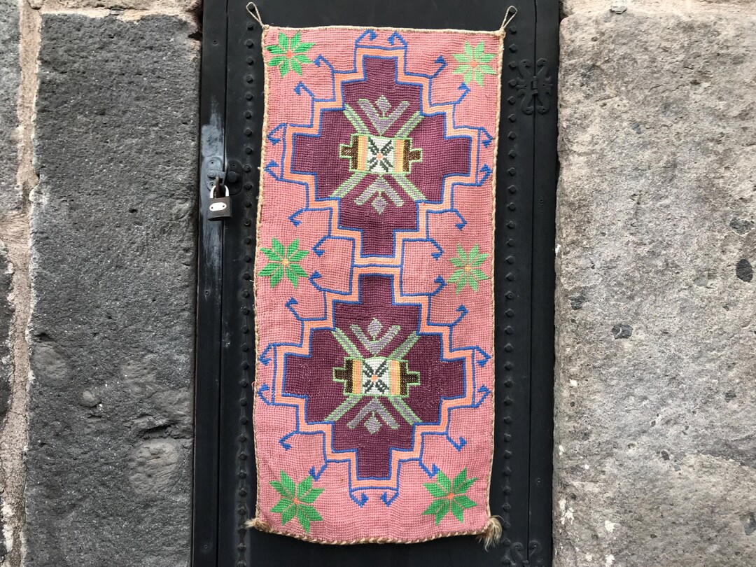 Wall Decor Vintage Small Kilim, Wall Hanging Rug, Handmade Wool, Very ...