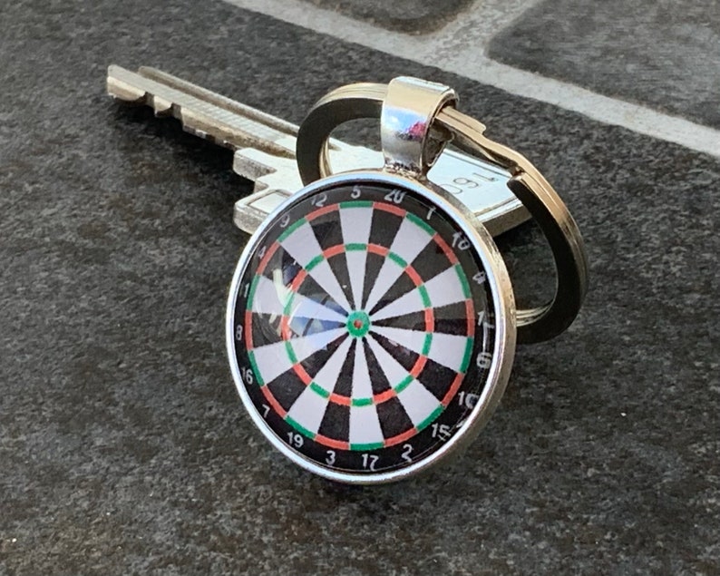 Dart target Keychain Sport key chain Dart player key ring | Etsy