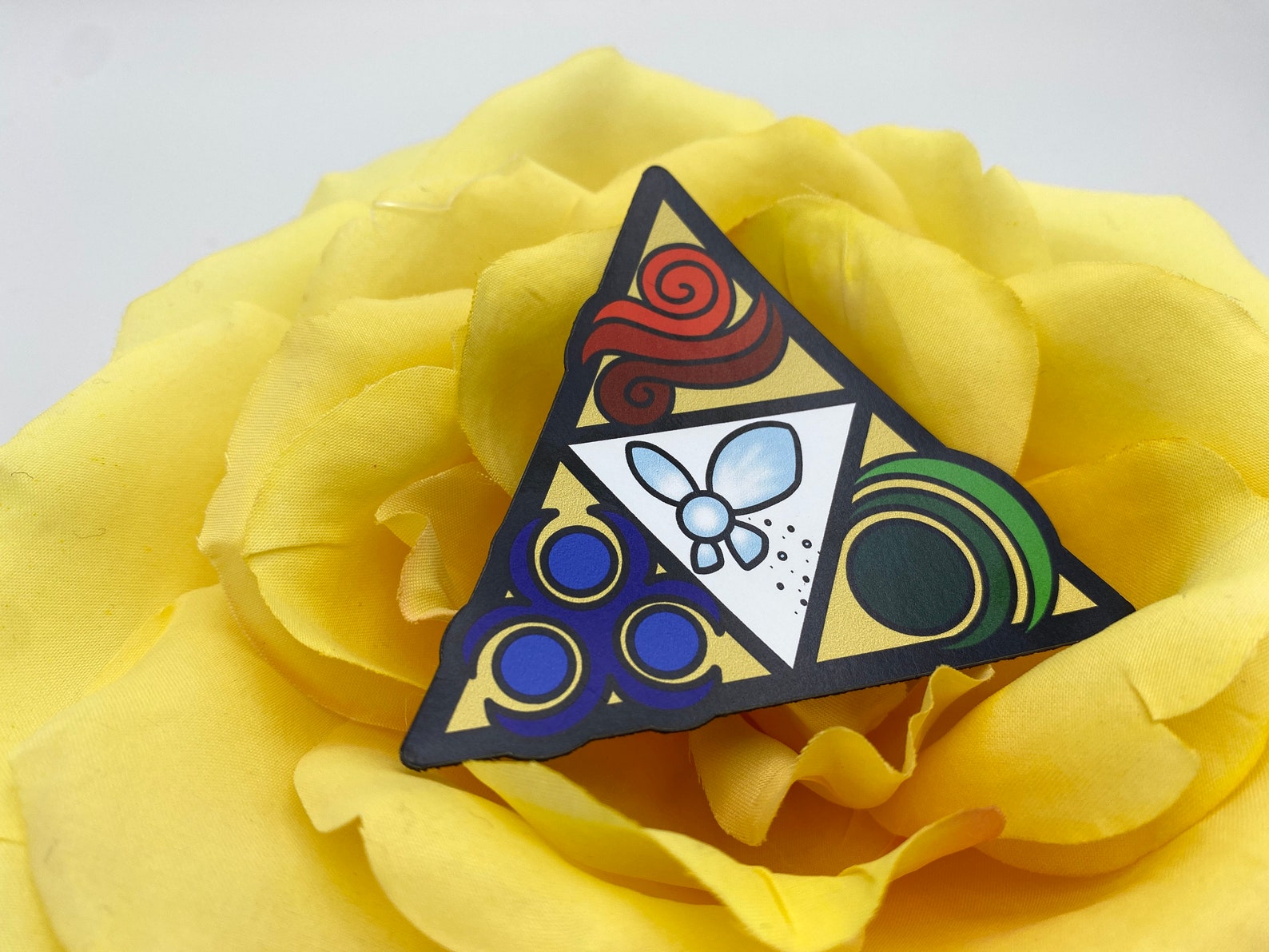 Legendary Triforce Magnet - Wisdom, Courage, Power, Navi - Etsy
