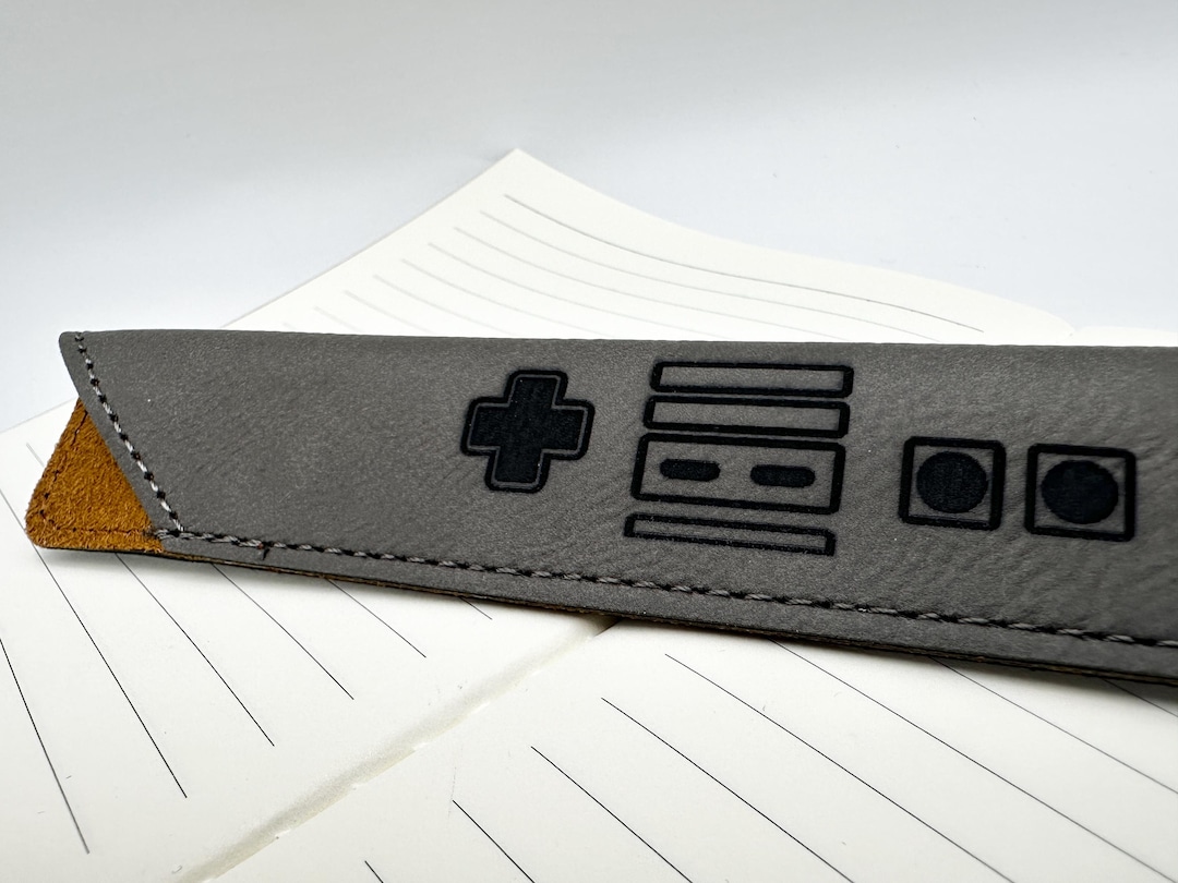 Retro Video Game Controller 8-bit Video Game Nostalgia Engraved ...