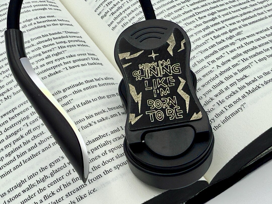 K-pop Golden Huntress Book Light – Honmoon Glow, Book Lover Gift, Vegan ...