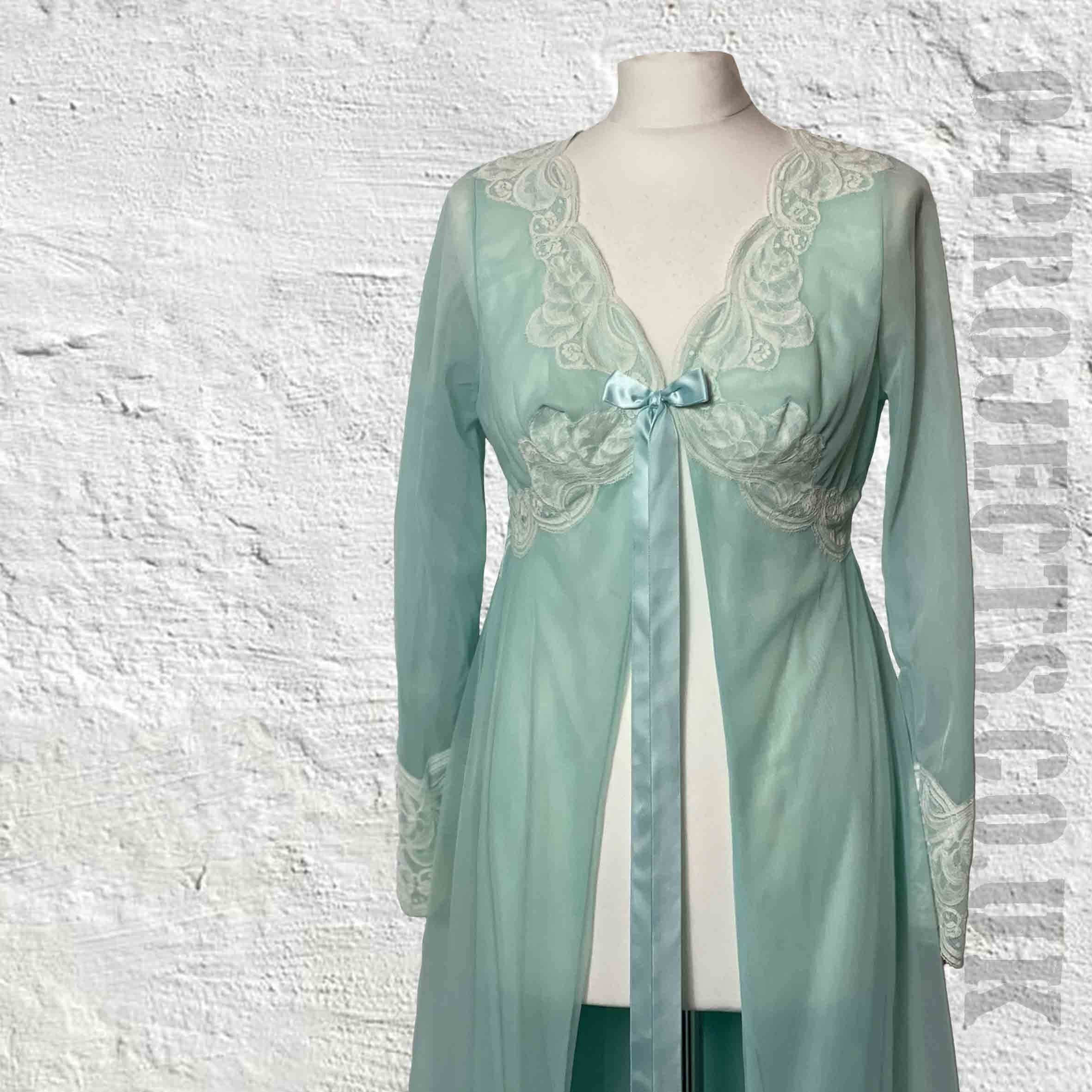 Vintage 1960s Lace Trim Long Peignoir, Boudoir Dressing Robe, Coquette ...