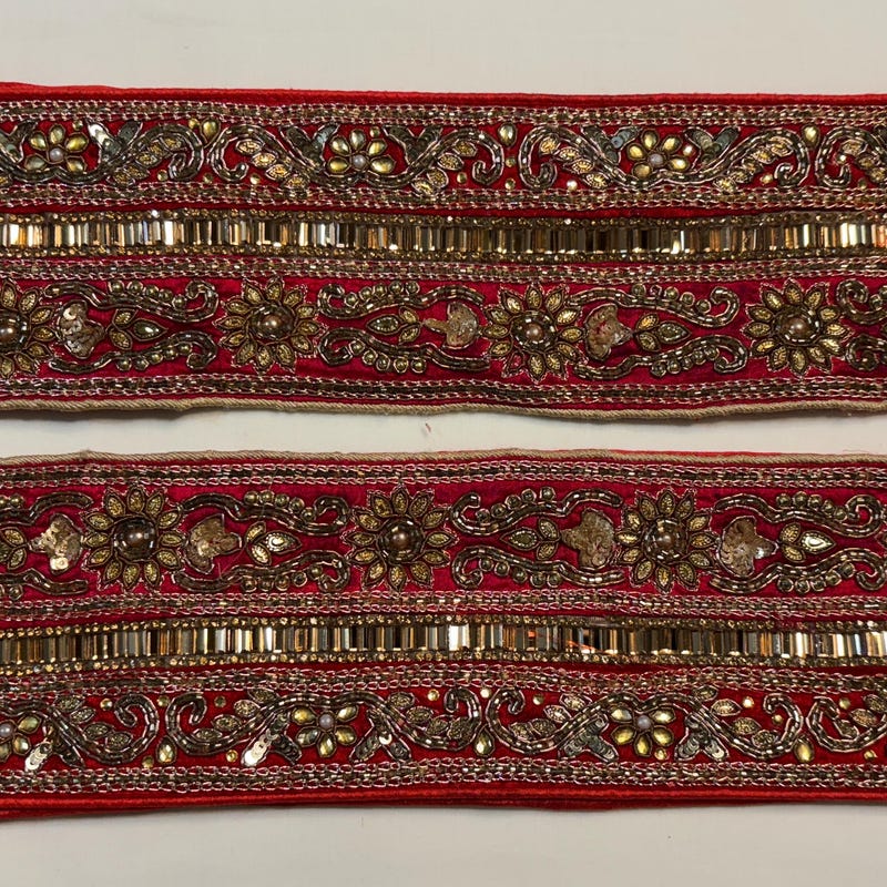 Sari Borders - Etsy