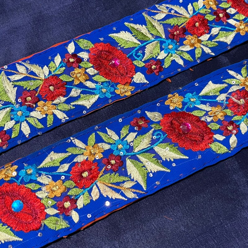 Sari Borders - Etsy