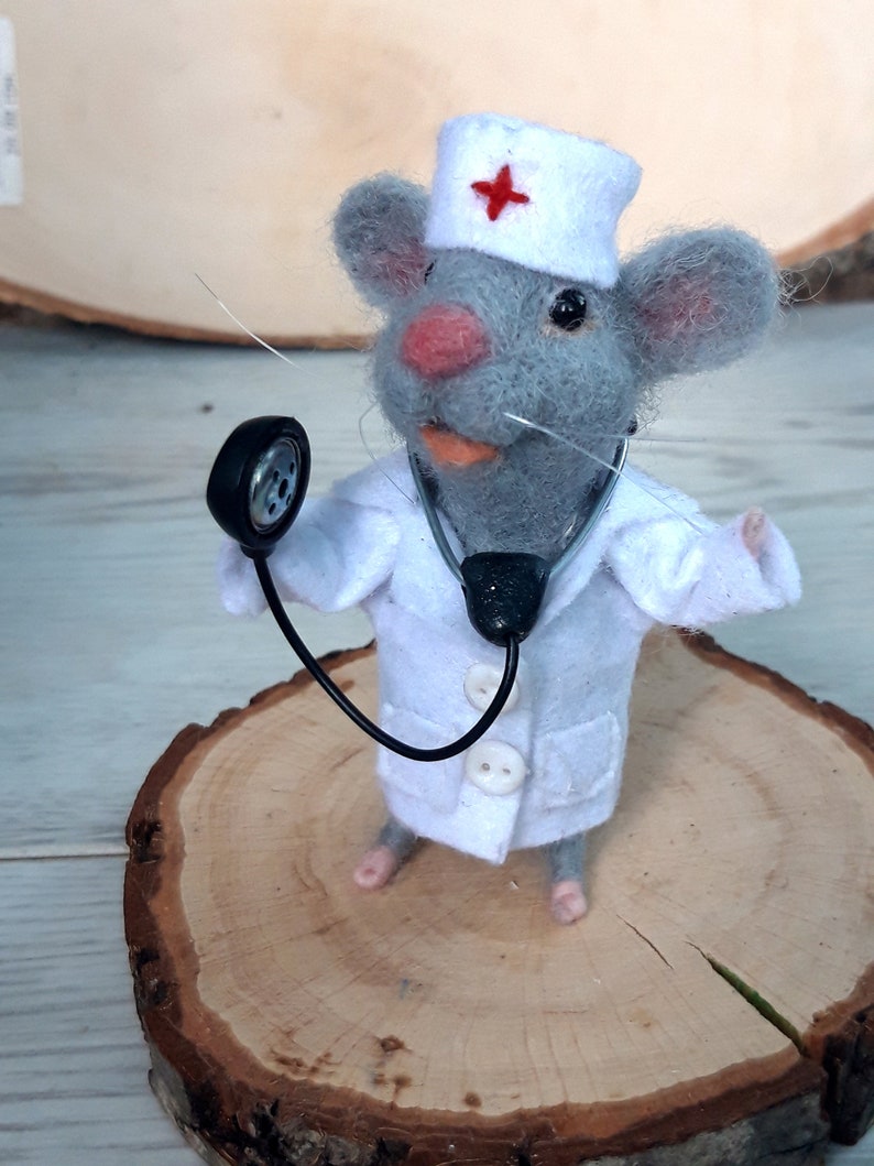 Felted Doctor Mouse With Stethoscope Gift for Physician - Etsy