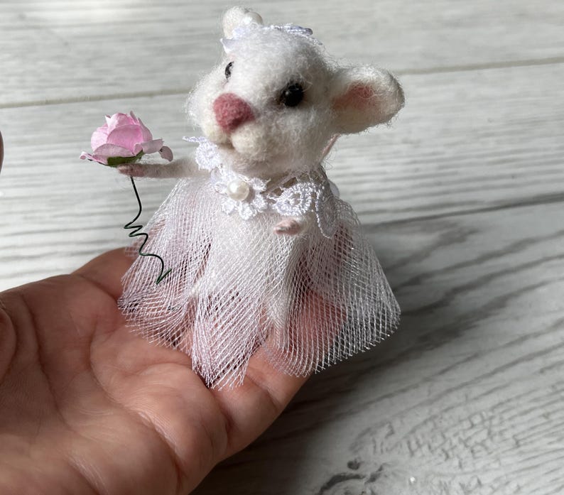 Felted Groom and Bride Mice Miniature Wedding Gift - Etsy