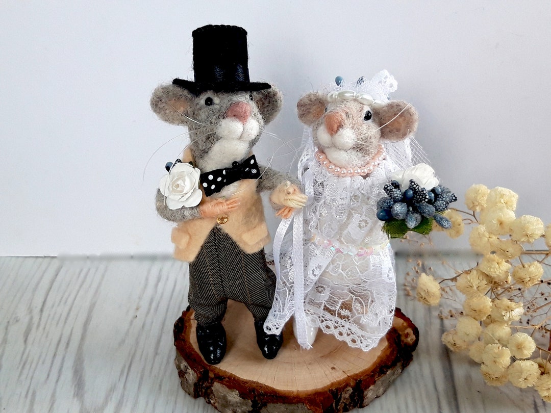 Needle Felted Mouse Wedding Cake Topper: Merino Wool Bride and Groom - Etsy