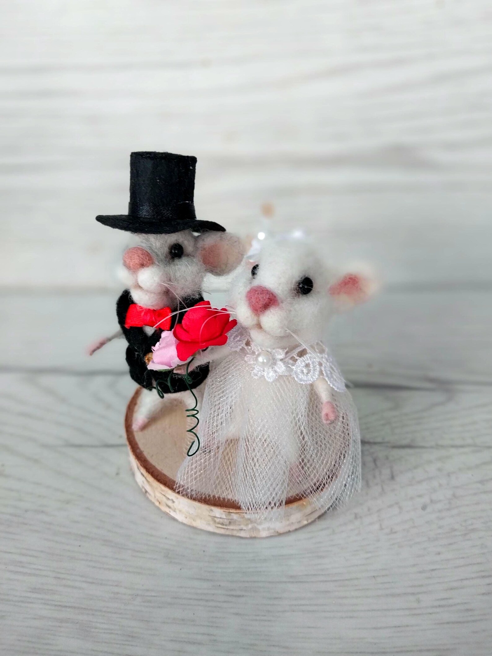 Felted Groom and Bride Mice Miniature Wedding Gift - Etsy