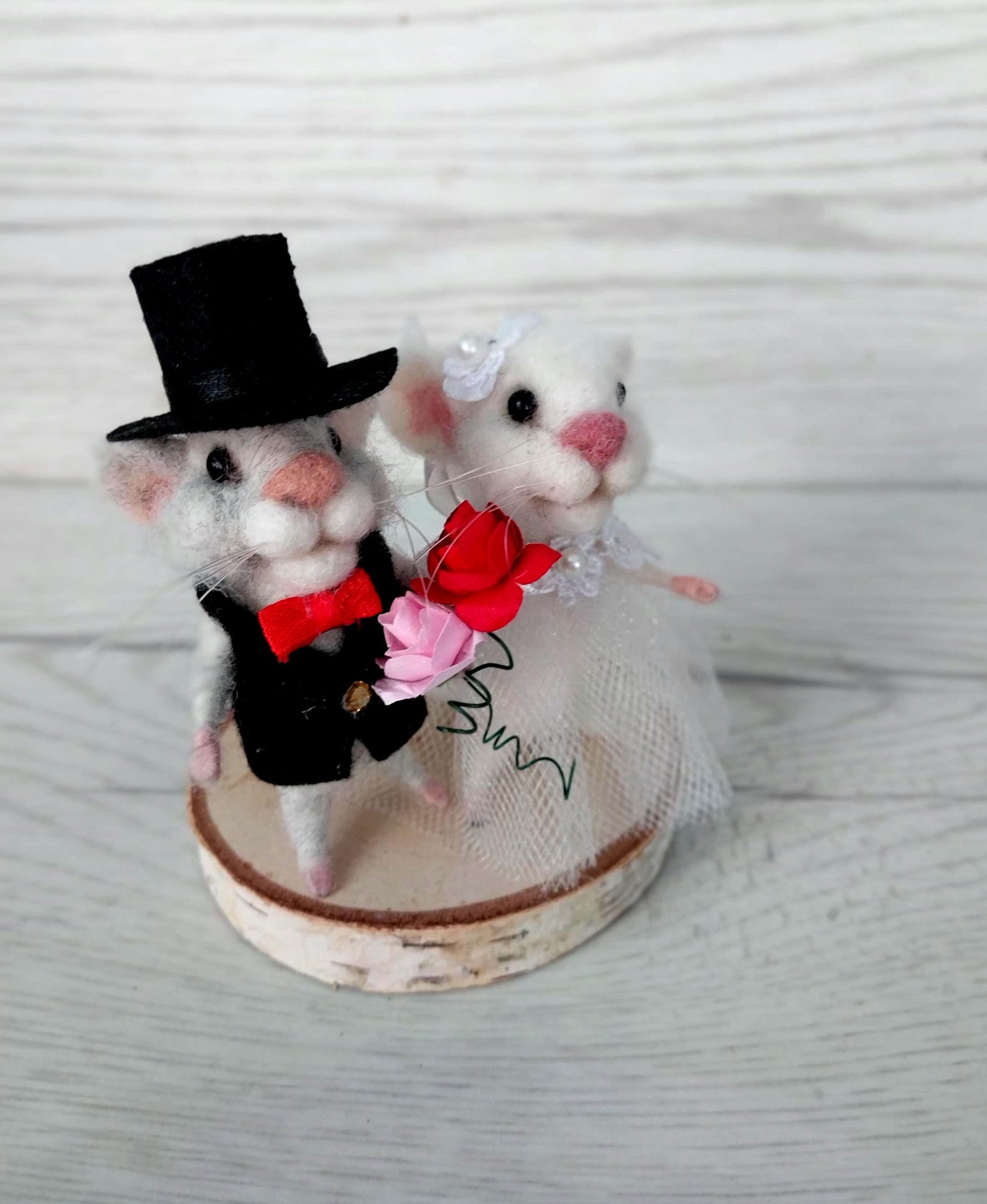Felted Groom and Bride Mice Miniature Wedding Gift - Etsy