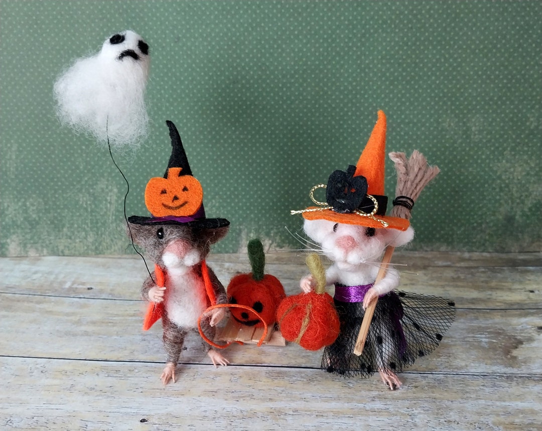 Felted Halloween Mice in a Witch Costume - Etsy