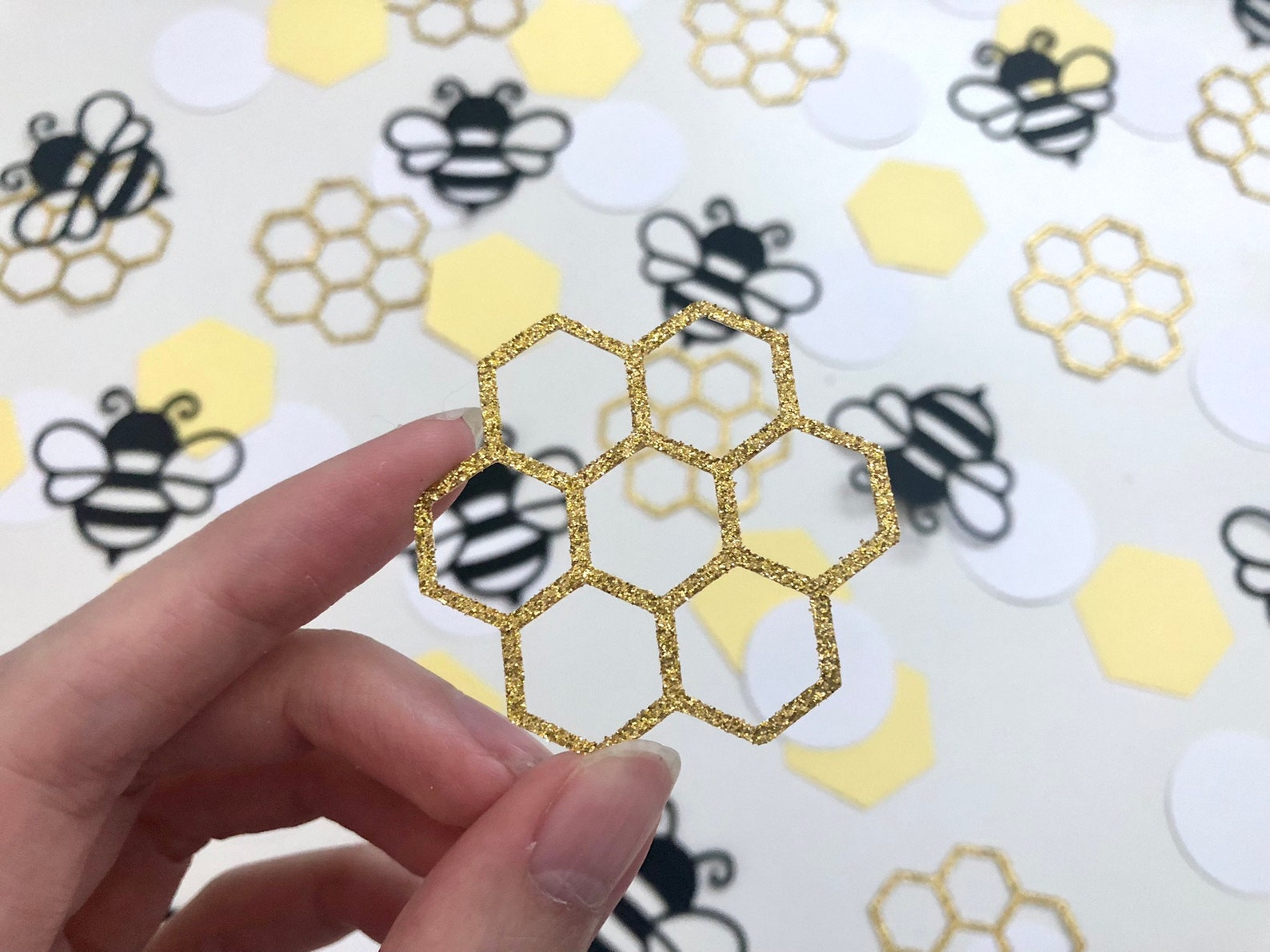 Bee Table Confetti | Honey Bee Party Decorations | Bees Honeycomb ...