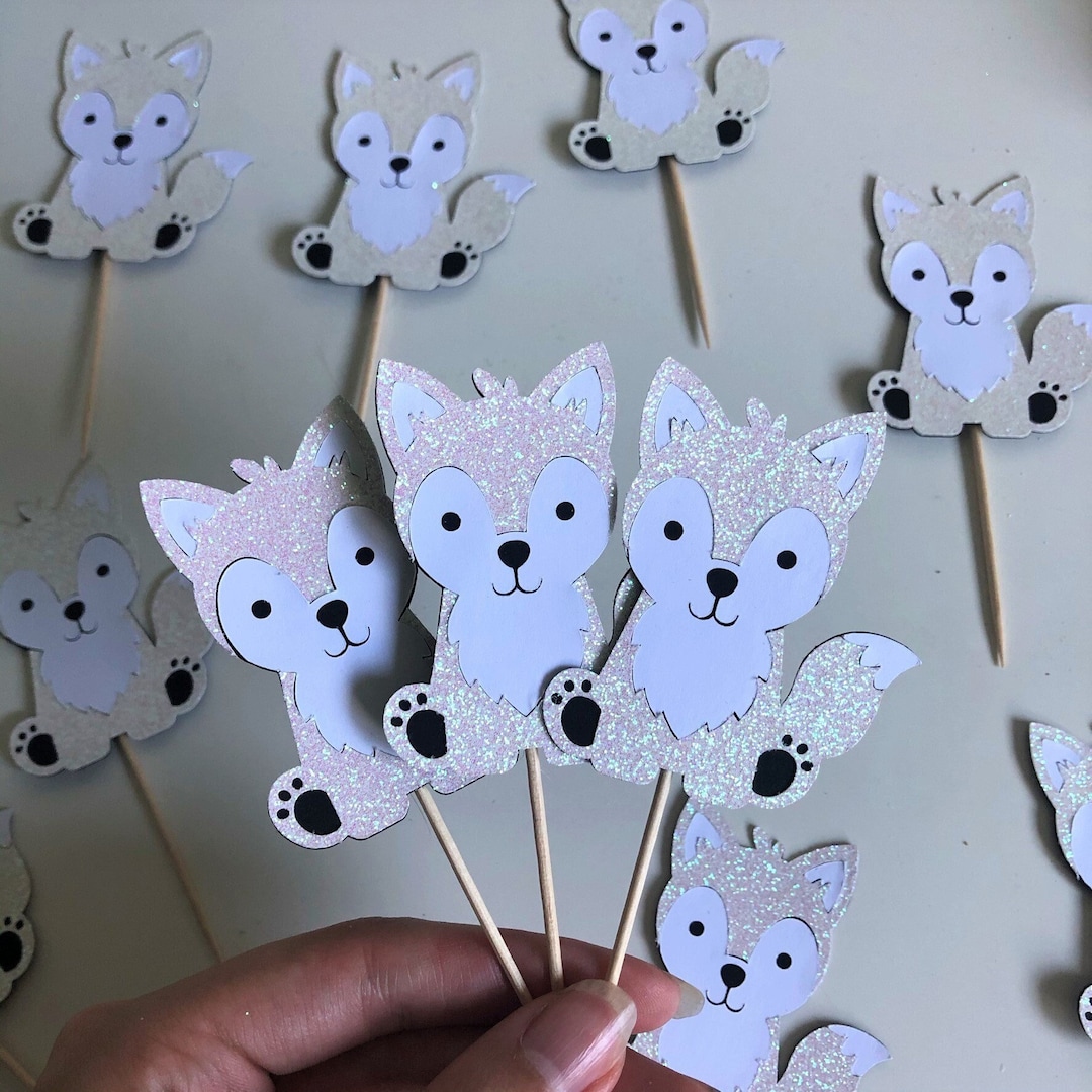 Wolf Cupcake Toppers | Arctic Animals Winter Wonderland Theme Party ...