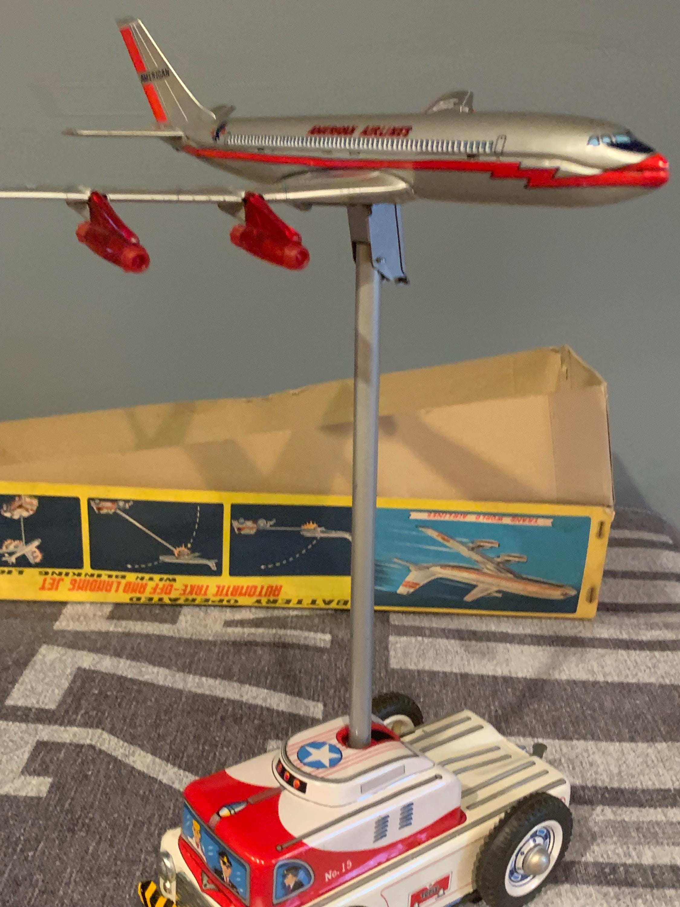 Vintage Battery Operated Airplane Toy - American Airlines Animation ...