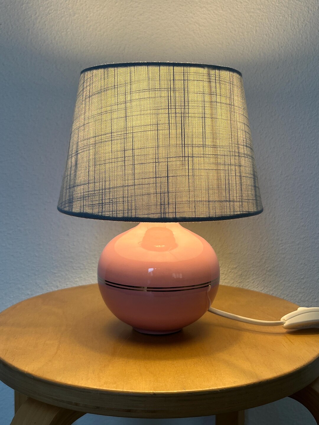 Vintage Art Deco Style Small Pink Ball Lamp, Vintage Pink Ceramic Table ...