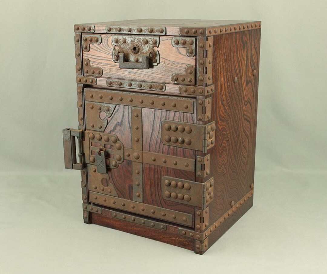 Funadansu Tansu Wooden Accessory Box Reinforced With Iron Fittings ...