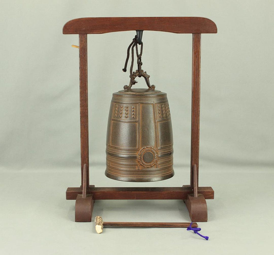 紫雲 Shiun Bronze Hanging Bell 喚鐘 'kansho' 21cm Small Temple Bell With ...