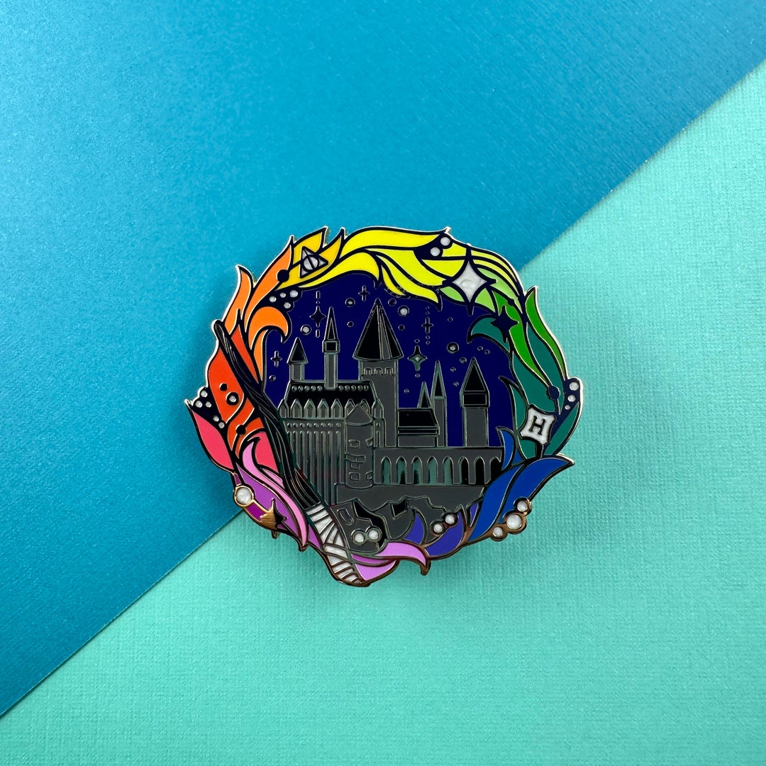 Magic School House Wreath Hard Enamel Pin | Enamel Pin | Wizard - Etsy