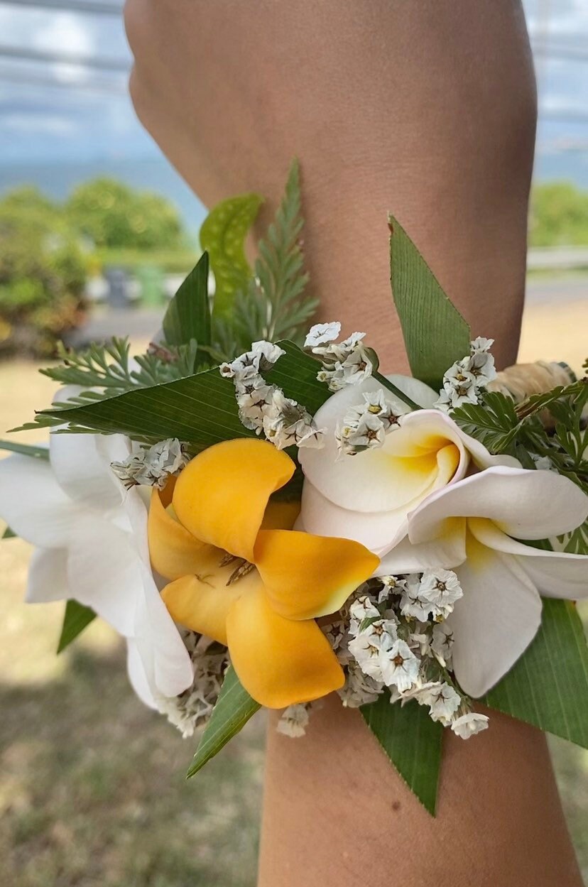 Island Style Lei Po'i - Fresh Flower Crown, Bracelet/anklet, Ti Leaf ...