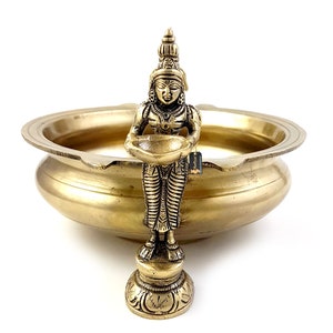Deep Laksmi Design Brass Traditional Urli Bowl Decor Showpiece, Brass ...