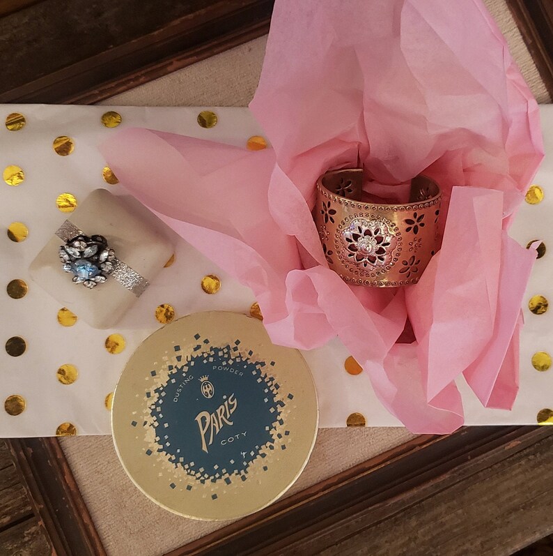 Decor Display Vintage Gift Box Collection 1960S PARIS Dusting Powder ...