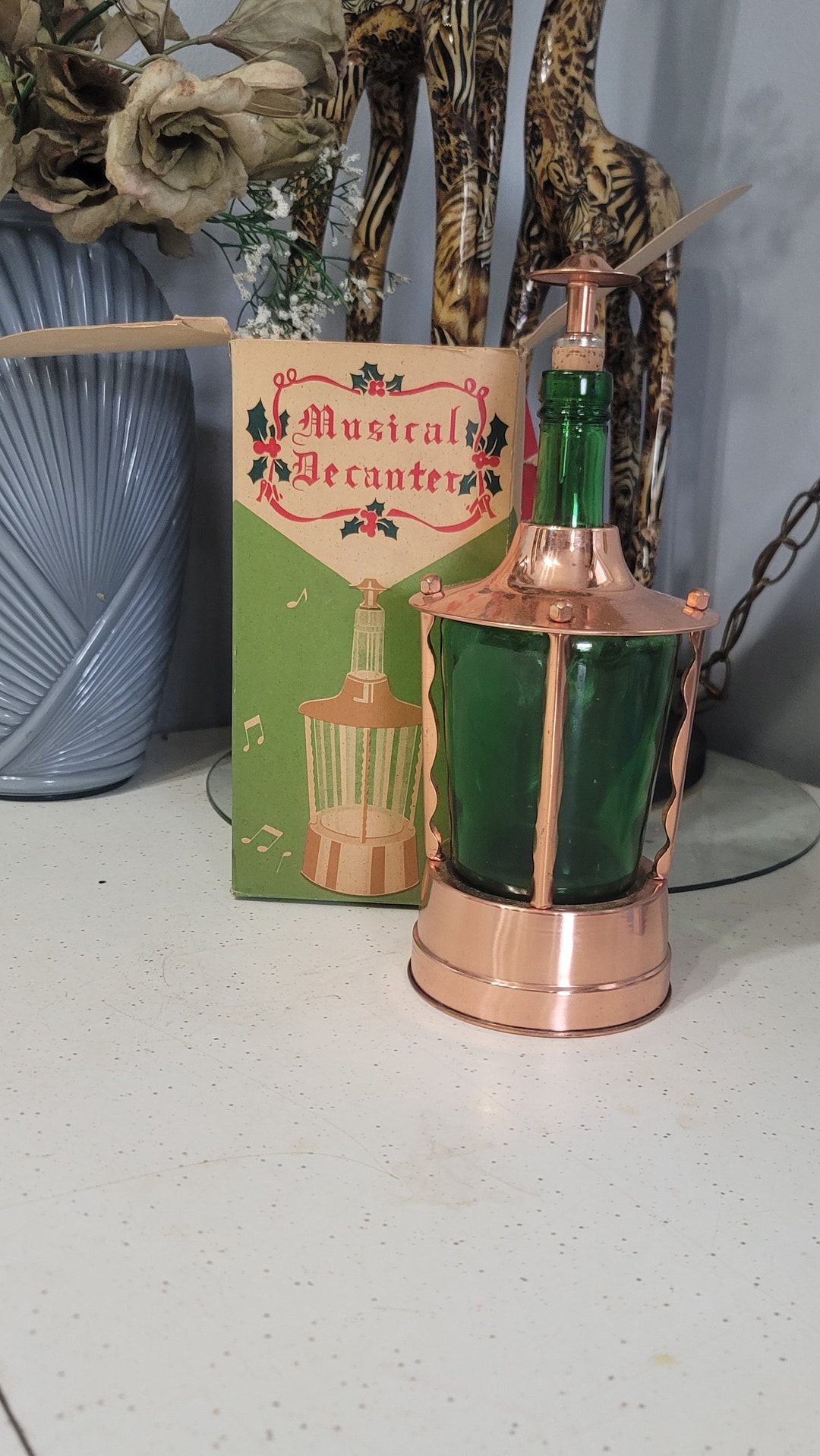 Vintage Musical Wine Decanter, Wind up Musical Bottle, Brand New in Box ...