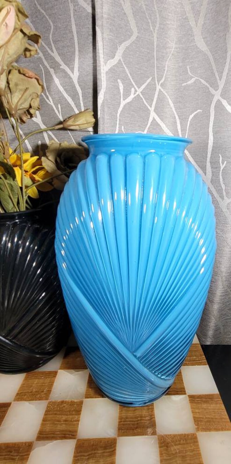 Ribbed Shell Vase, Shell, Clam, Glossy, Hollywood, Vibrant, Turquoise ...