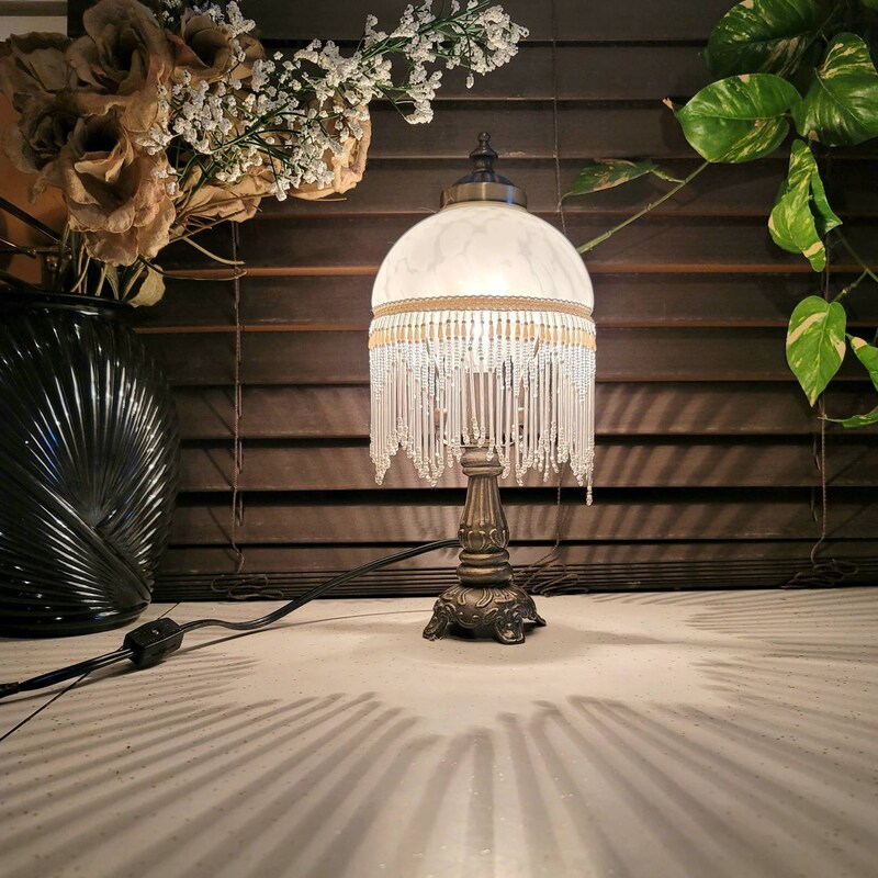 Small Victorian Lamp - Etsy