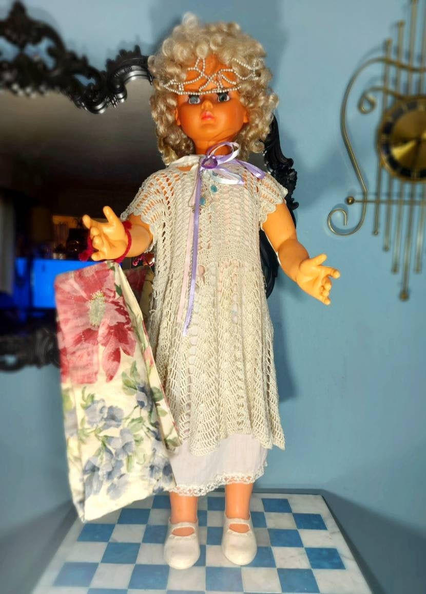 Regal Doll, Lize Size, 32", Vintage, Canadian Doll, Plastic Doll ...