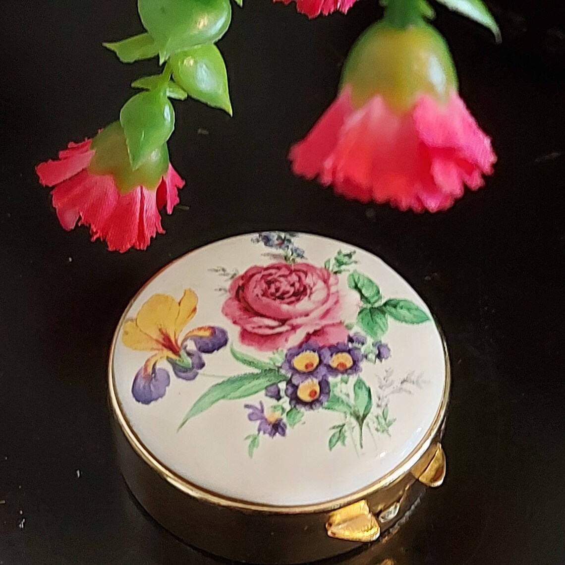 Medicine Box Vintage Pill Container Brass Round Keepsake - Etsy