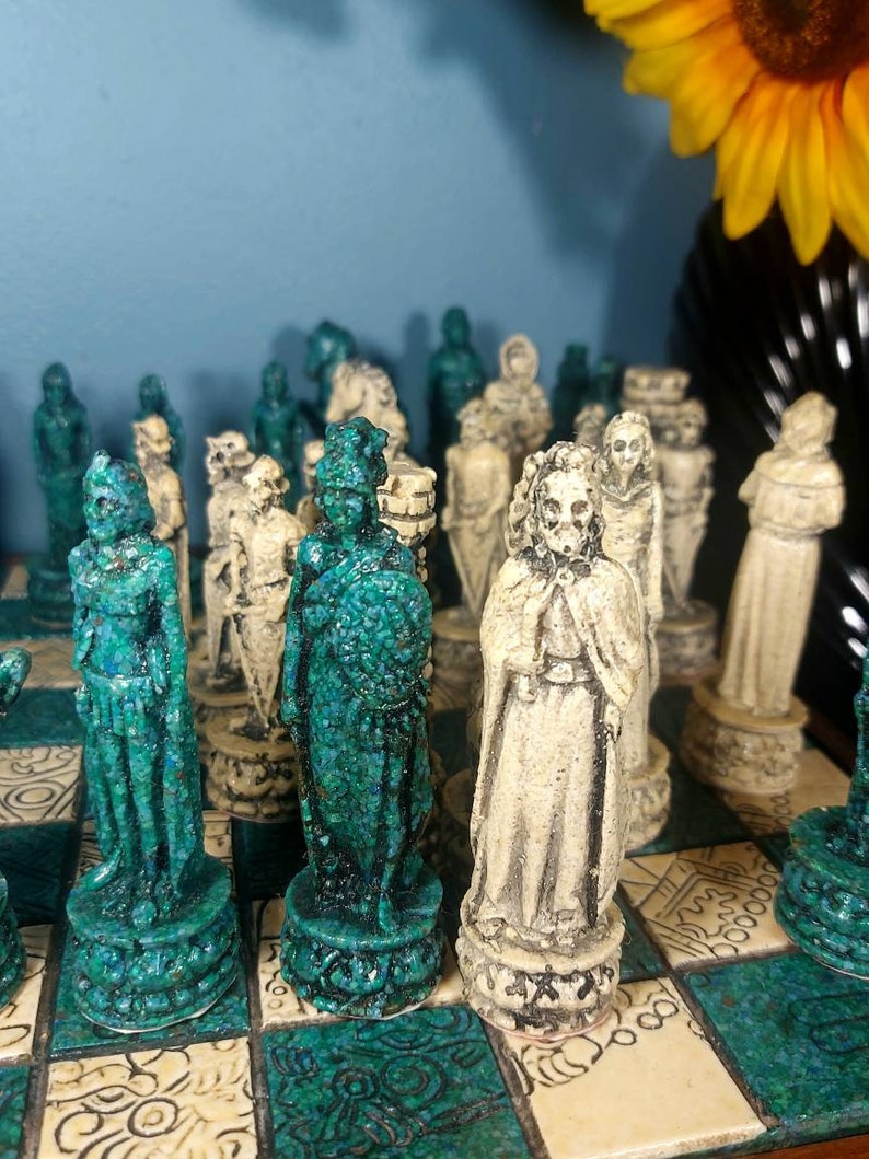 Resin&wood Mexican Aztec Vintage 70s Aztec Chess Set Resin - Etsy