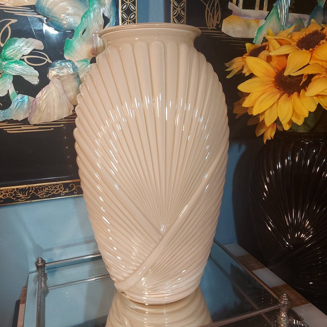 Ribbed Shell Vase Shell Clam Glossy Hollywood Peach - Etsy
