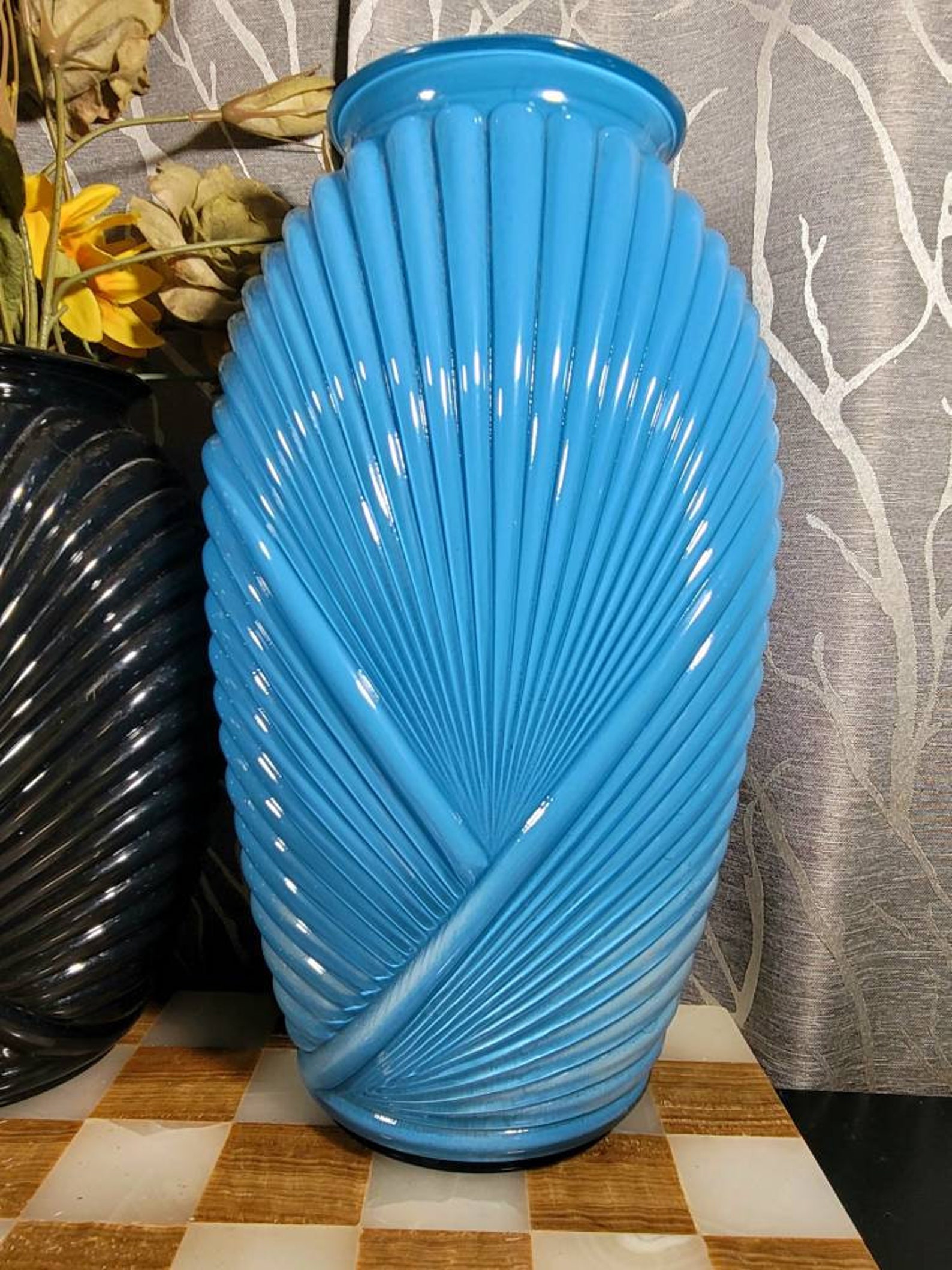 Ribbed Shell Vase, Shell, Clam, Glossy, Hollywood, Vibrant, Turquoise ...