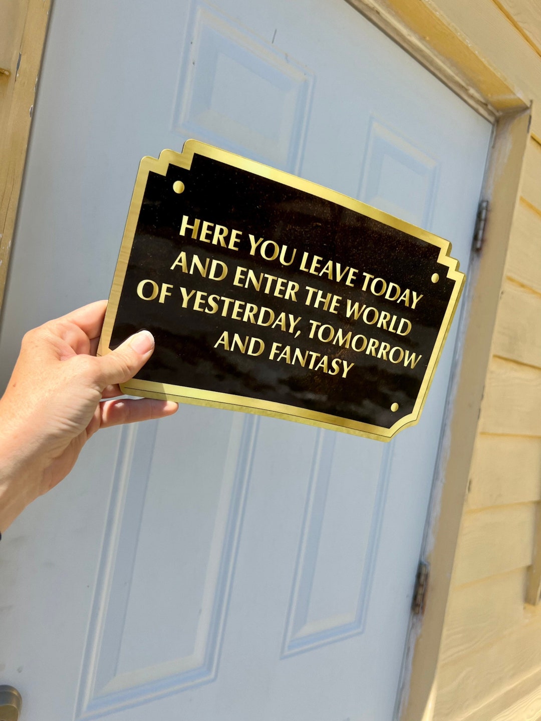 Disneyland Entrance Sign, Walt Disney Placard, Tunnel Into Disney Sign ...