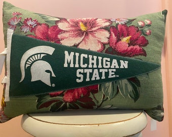 Michigan State HOME Pillow - Etsy