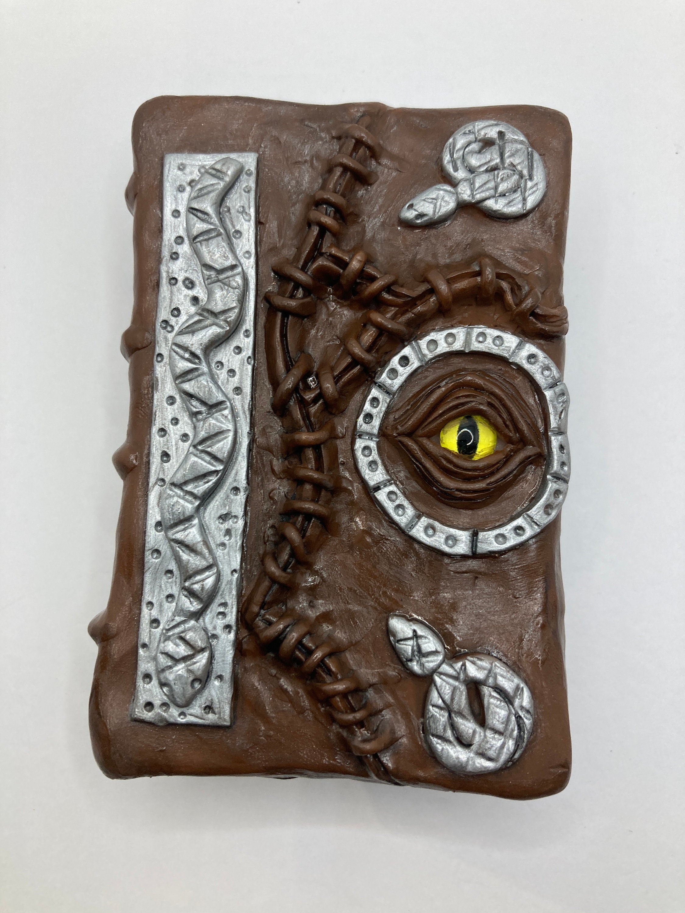 Hocus Pocus Spell Book Trinket Tin - Witchcraft Book Box - Secret ...